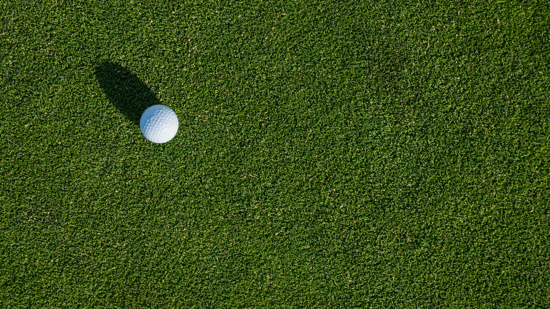 J-Golf Pyramide - Premier terrain de golf intérieur à Québec